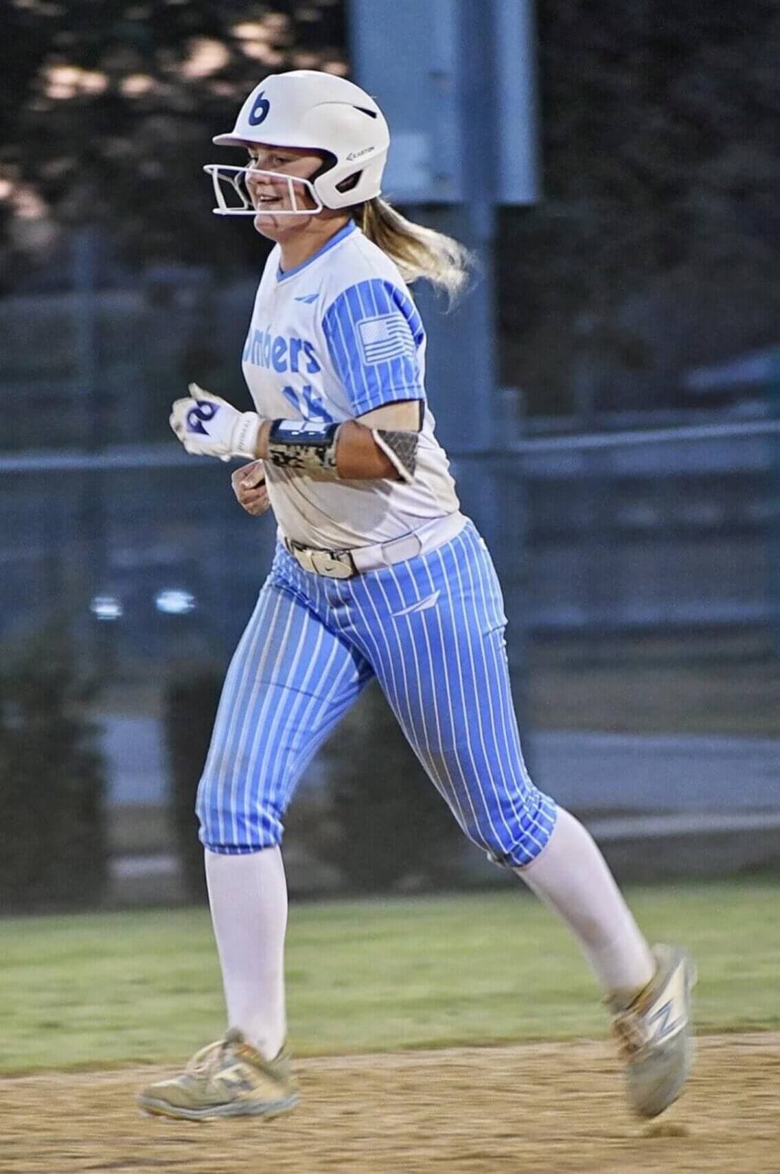 Inside Pitch: 2025 Extra Elite 100 C/IF Emma Knight… Sacrifices Are A ...