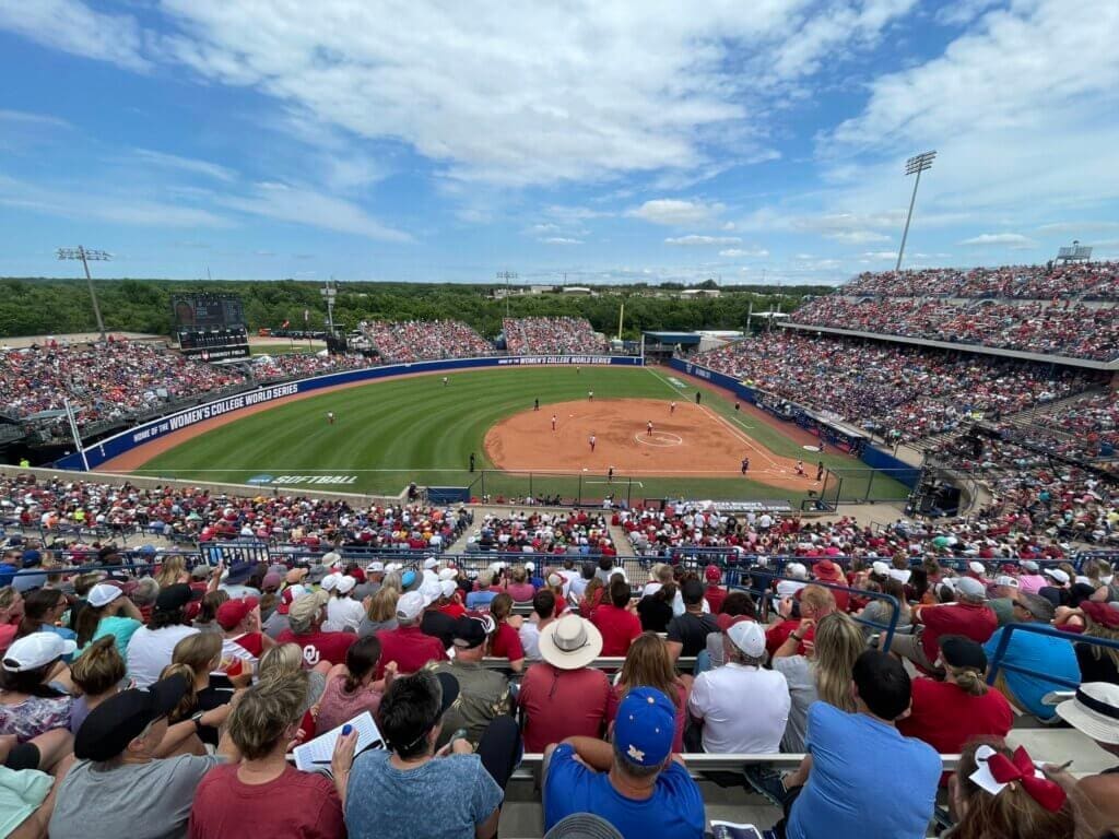 Horning Column: Two Rivals, Two Ways to Win, Headed for a Network ...