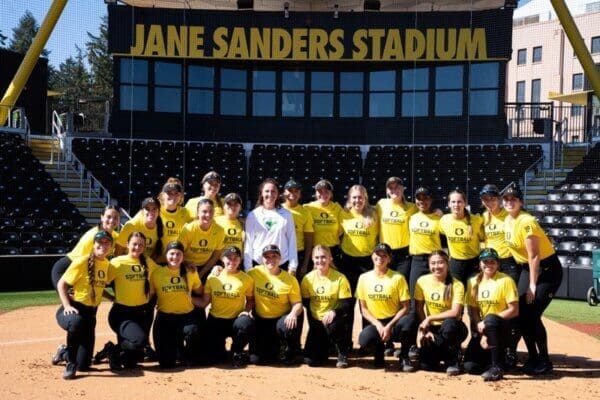 Jessica Moore Inducted into Oregon Athletic Hall of Fame - Extra Inning ...