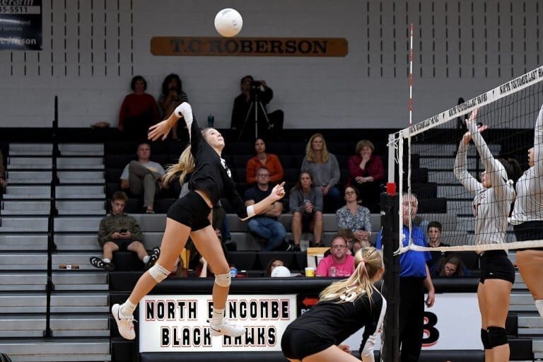 Player Spotlight: 2022 Extra Elite 100 Pitcher Karlyn Pickens... a ...