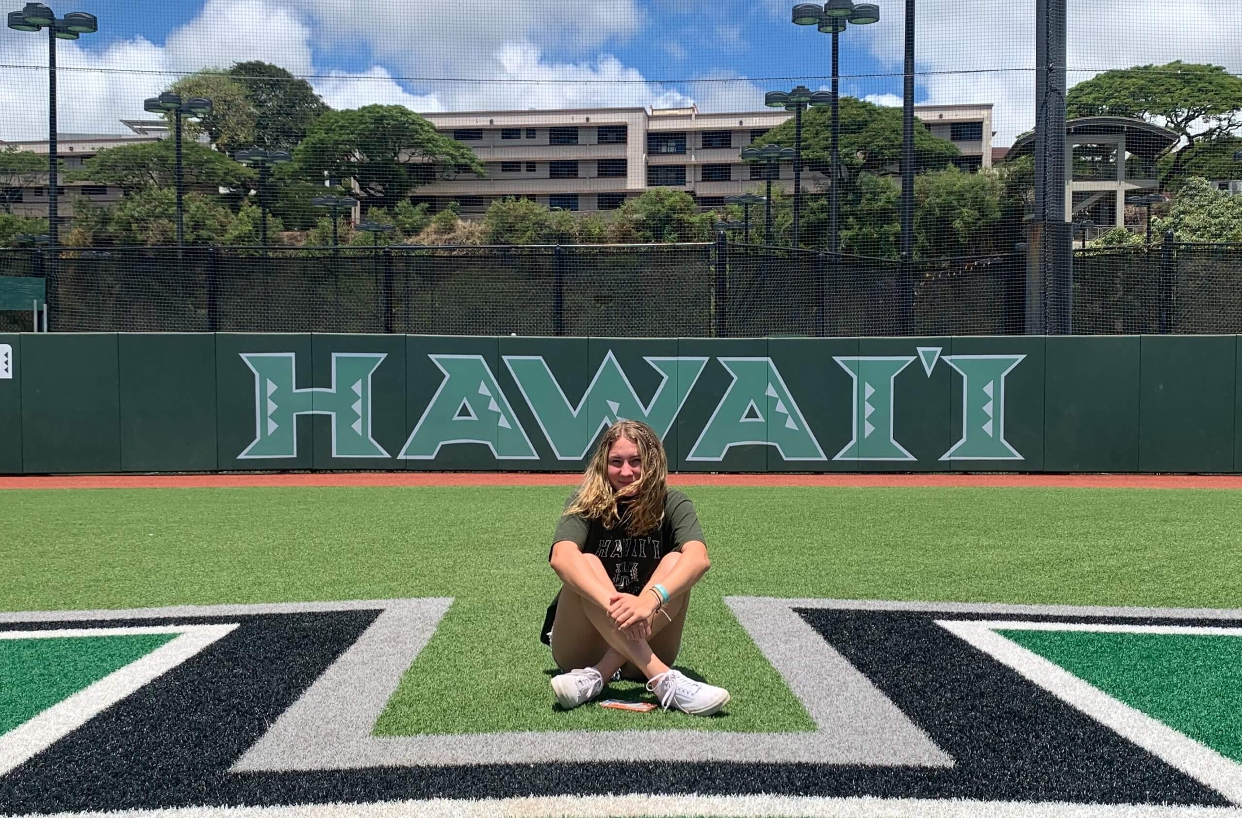 I Committed: 2024 Extra Elite 100 Pitcher Mattie Beliveau to Hawaii ...
